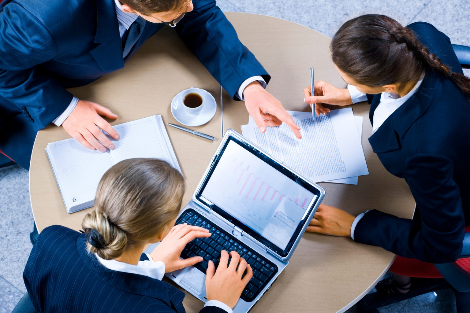 Employee Referrals: Leveraging Networks to Find Top Talent - The HR ...
